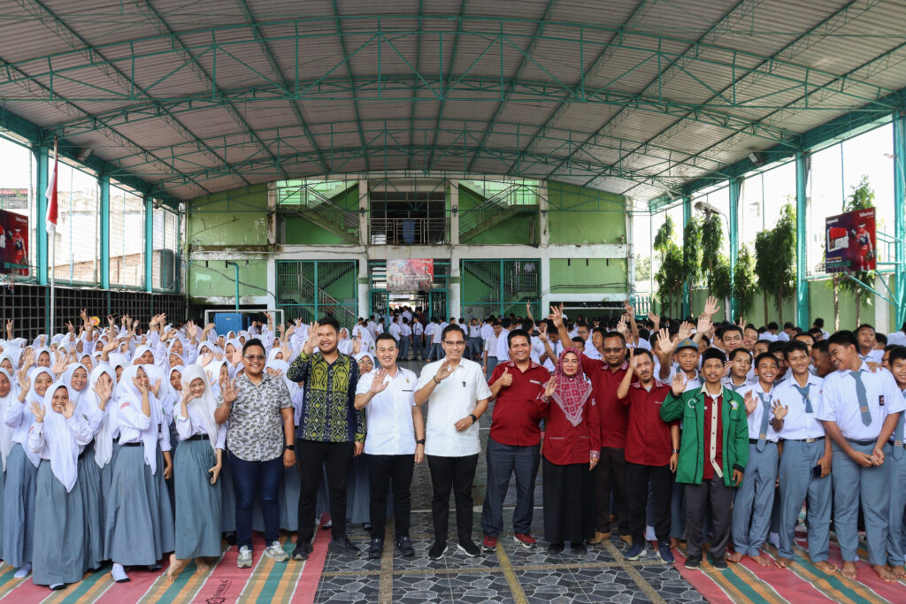 SMK Tritech Informatika